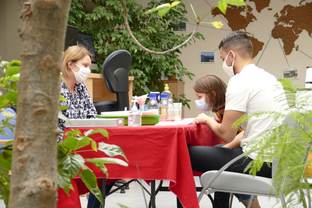 _1340388 – SeedLab